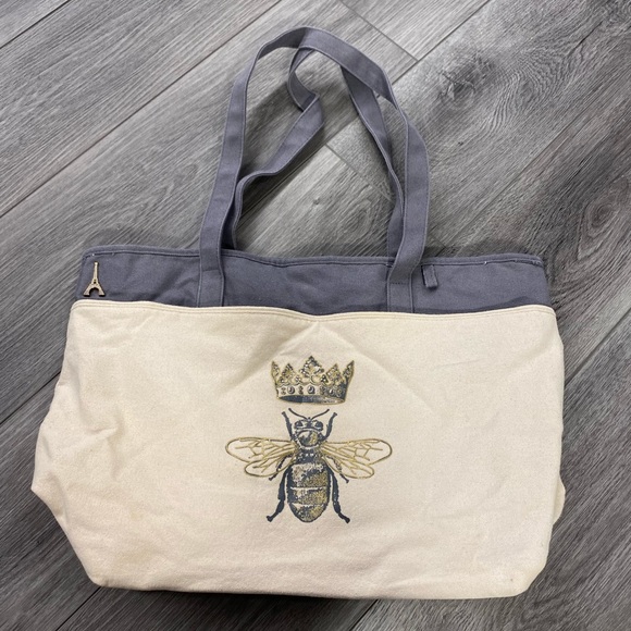 Bags | Queen Bee Tote | Poshmark